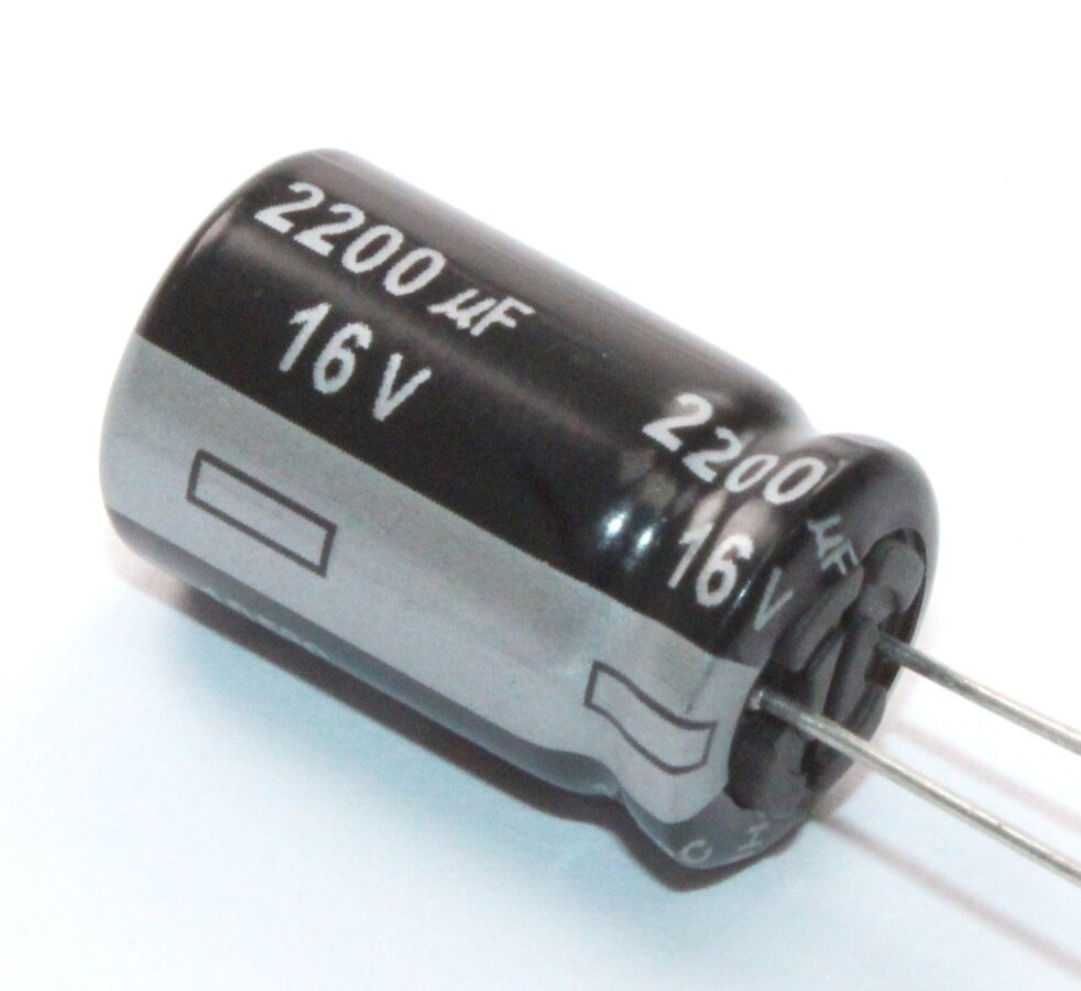 ECAP 2200 мкФ / 16В (12.5х20) 105°C (2000ч.), Конденсатор электролитический, Panasonic, low imp.