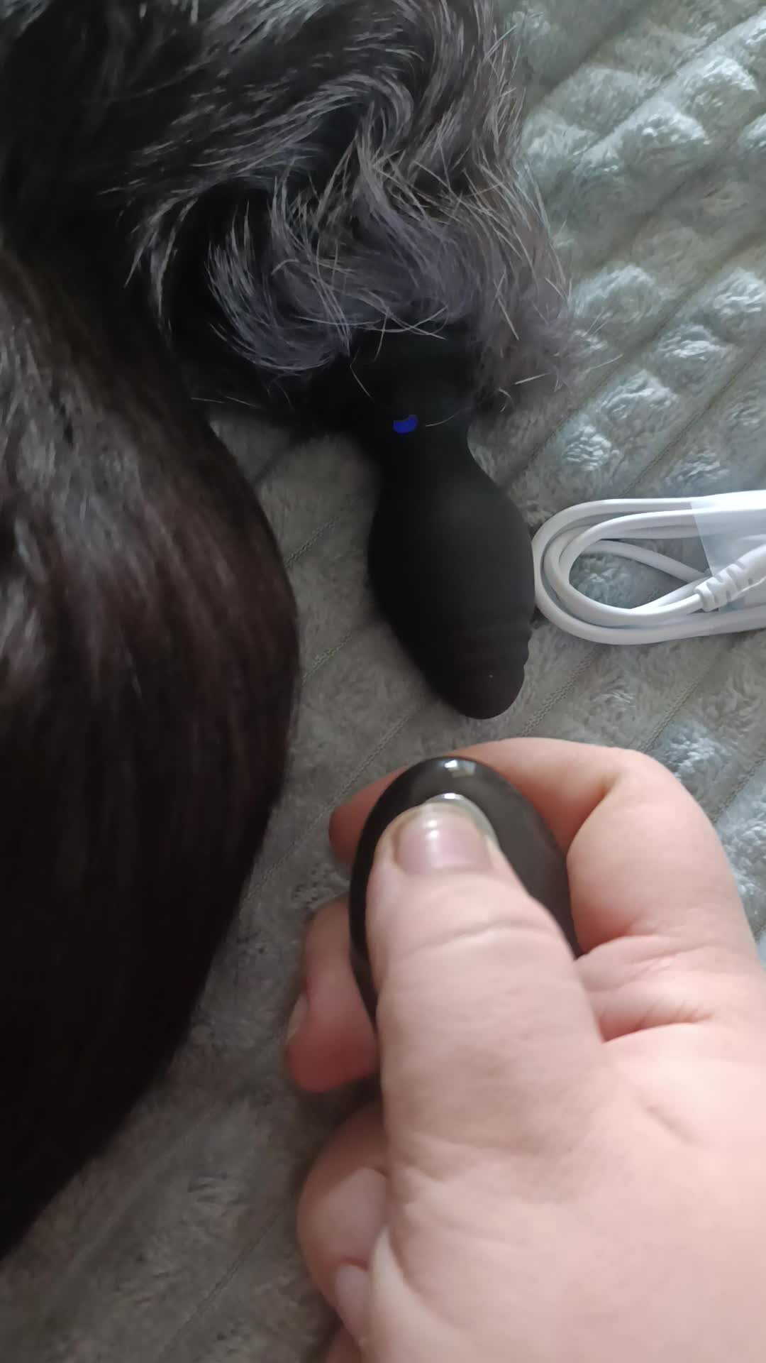 Анальная пробка хвост с вибрацией и пультом натуральный хвостик 18+