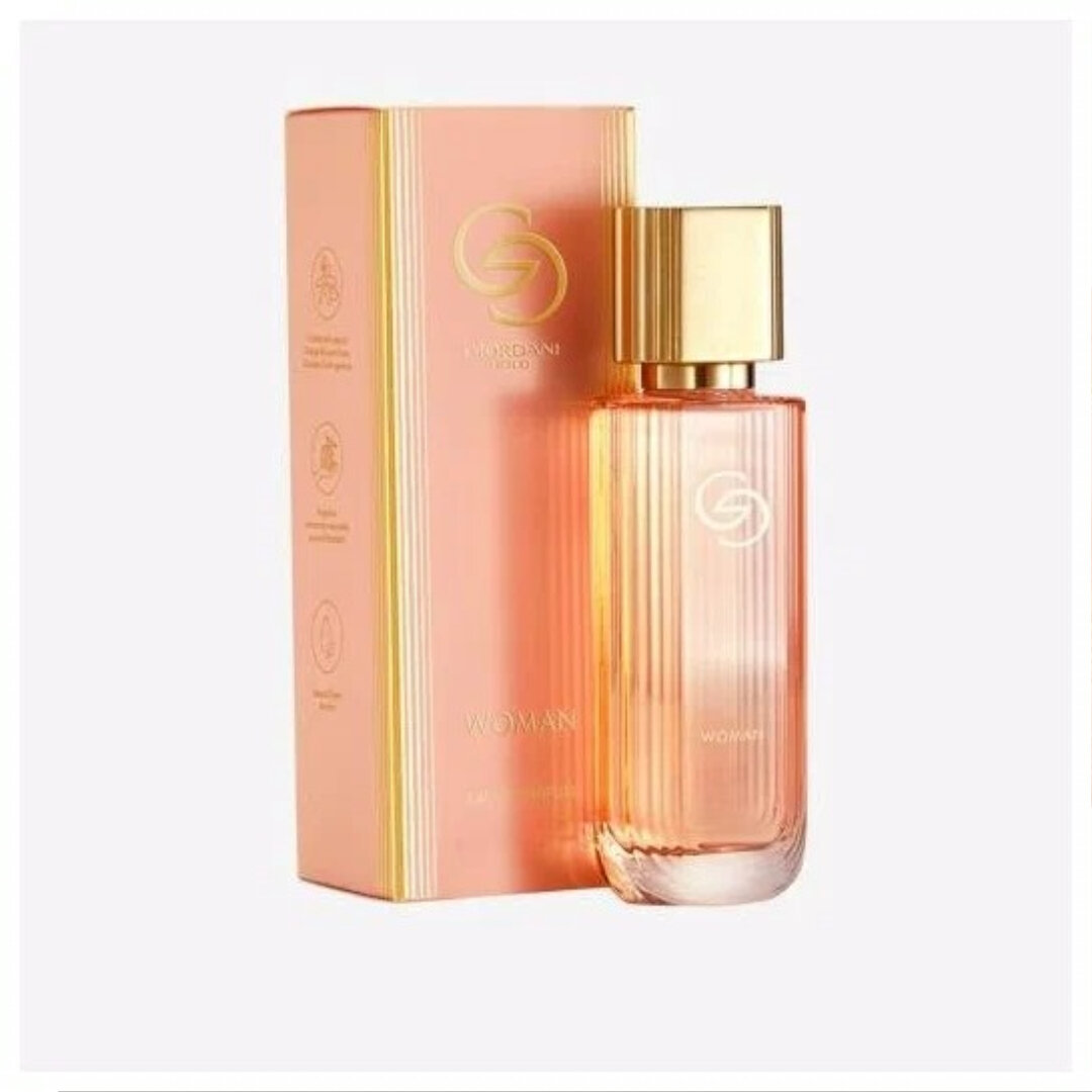 Парфюмерная вода Giordani Gold Woman [Джордани Голд Вумэн], 50 мл цветочный, древесный