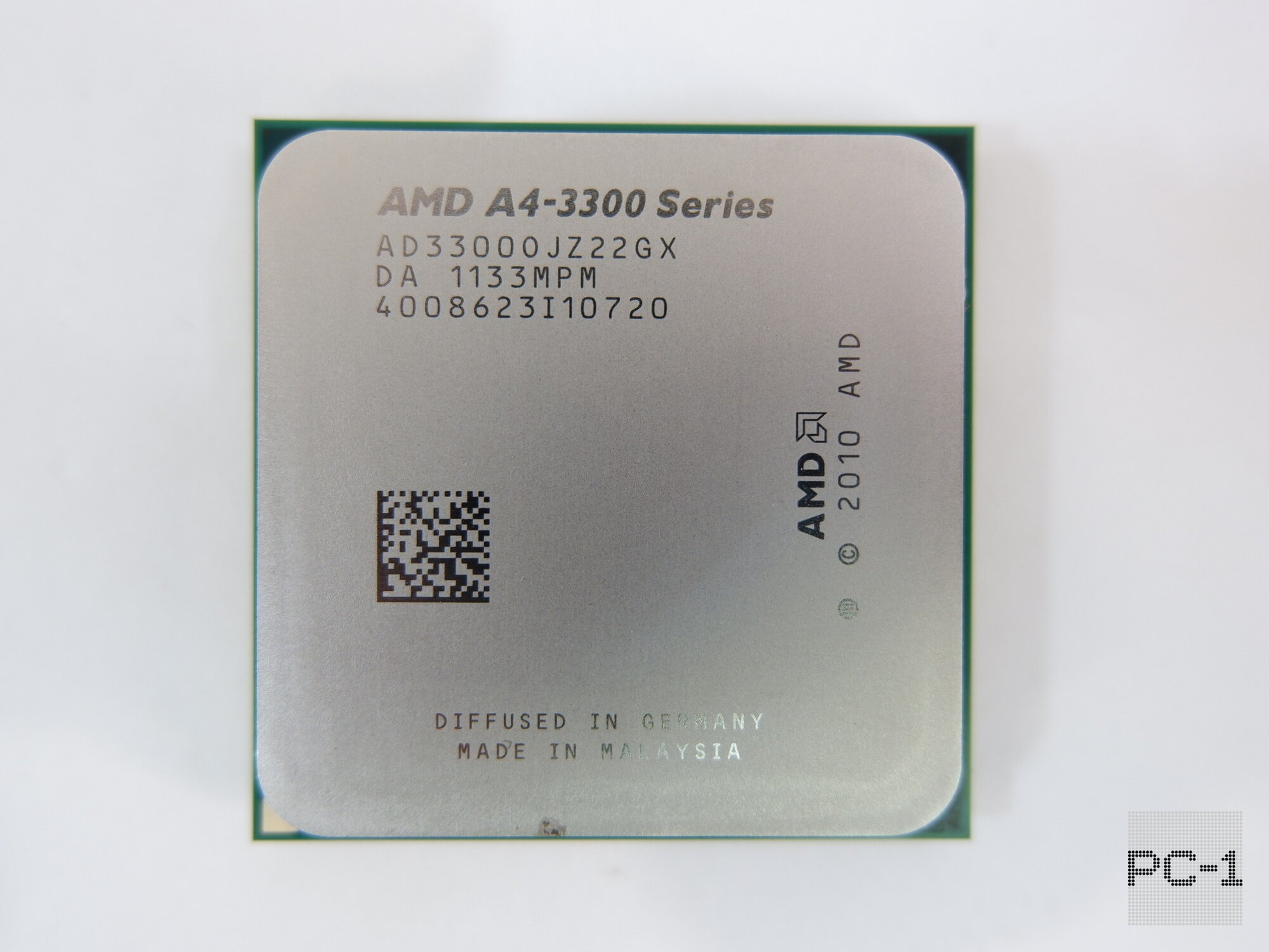 Процессор AD33000JZ22GXAMD A4-3300 2.5GHz, 2-core, Socket FM1, объем кэша L2 1Mb, ядро Llano, техпроцесс 32 нм, TDP 65W, интегрированное графическое ядро HD 6410D, 600 МГц,