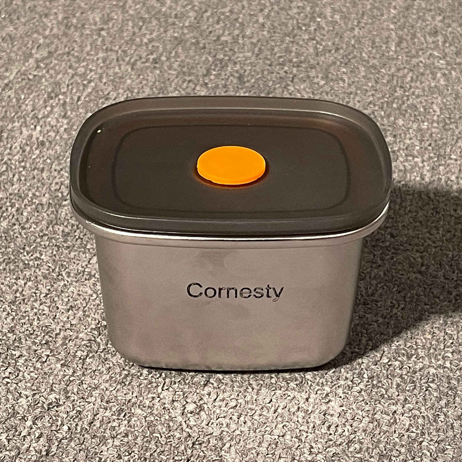 Вот перевод: **Контейнер для хранения свежих продуктов Cornesty Food Fresh Keeper из нержавеющей стали — кухонные аксессуары для хранения** Или коротко: **Герметичный контейнер для продуктов из нер