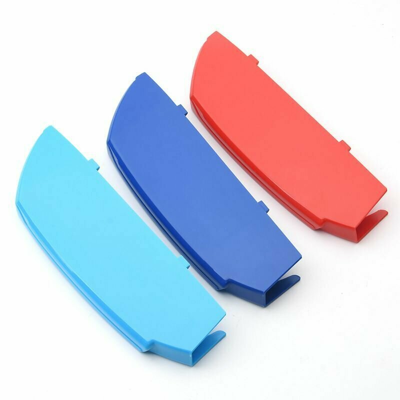 Накладки на решетку радиатора для BMW 5 серии G30 LCI 2021-2023, триколор / БМВ 5 рестайлинг