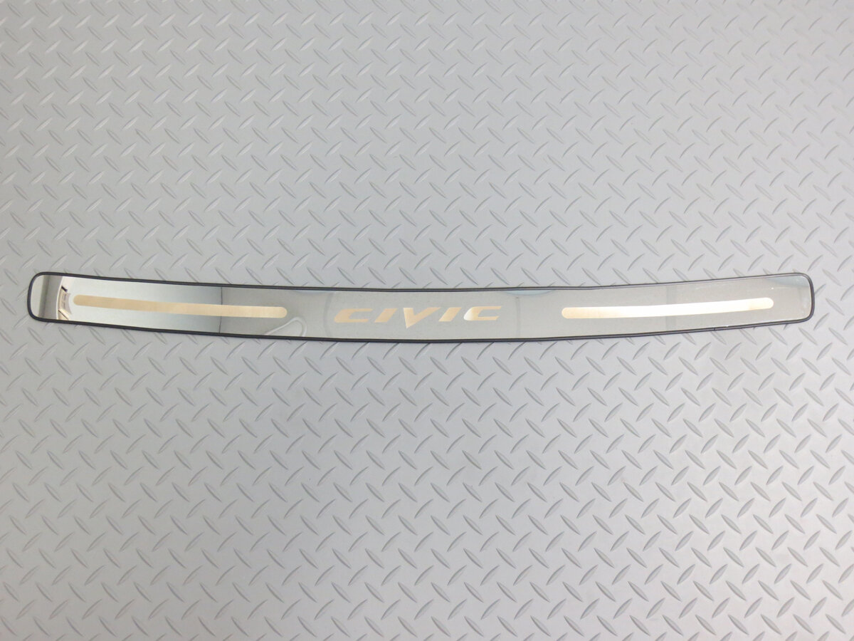 Накладка заднего бампера Honda Civic 2005-2011