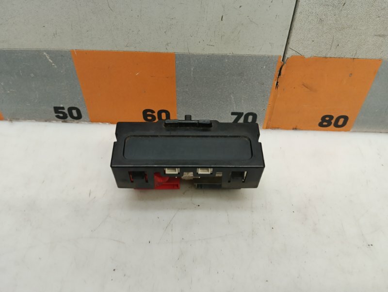 Б/У Рено Меган 1 Дисплей информационный Renault Megane 2002 1, LA 289400 RENAULT арт. 8200028364A