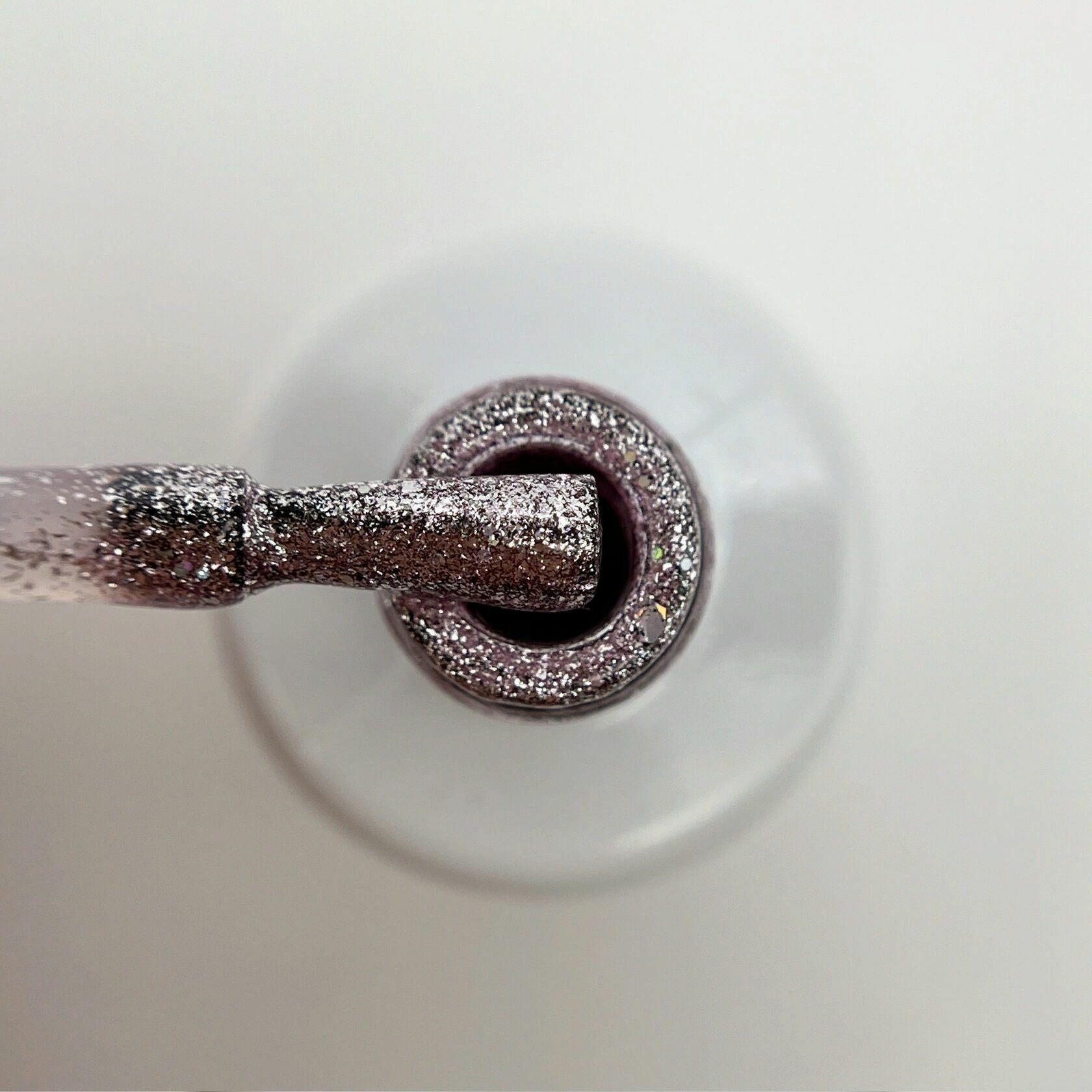 Y.ME Гель-лак Ice collection 04 (розово-фиолетовый), 10 мл, для ногтей с платиновым эффектом и голографическими шестигранниками