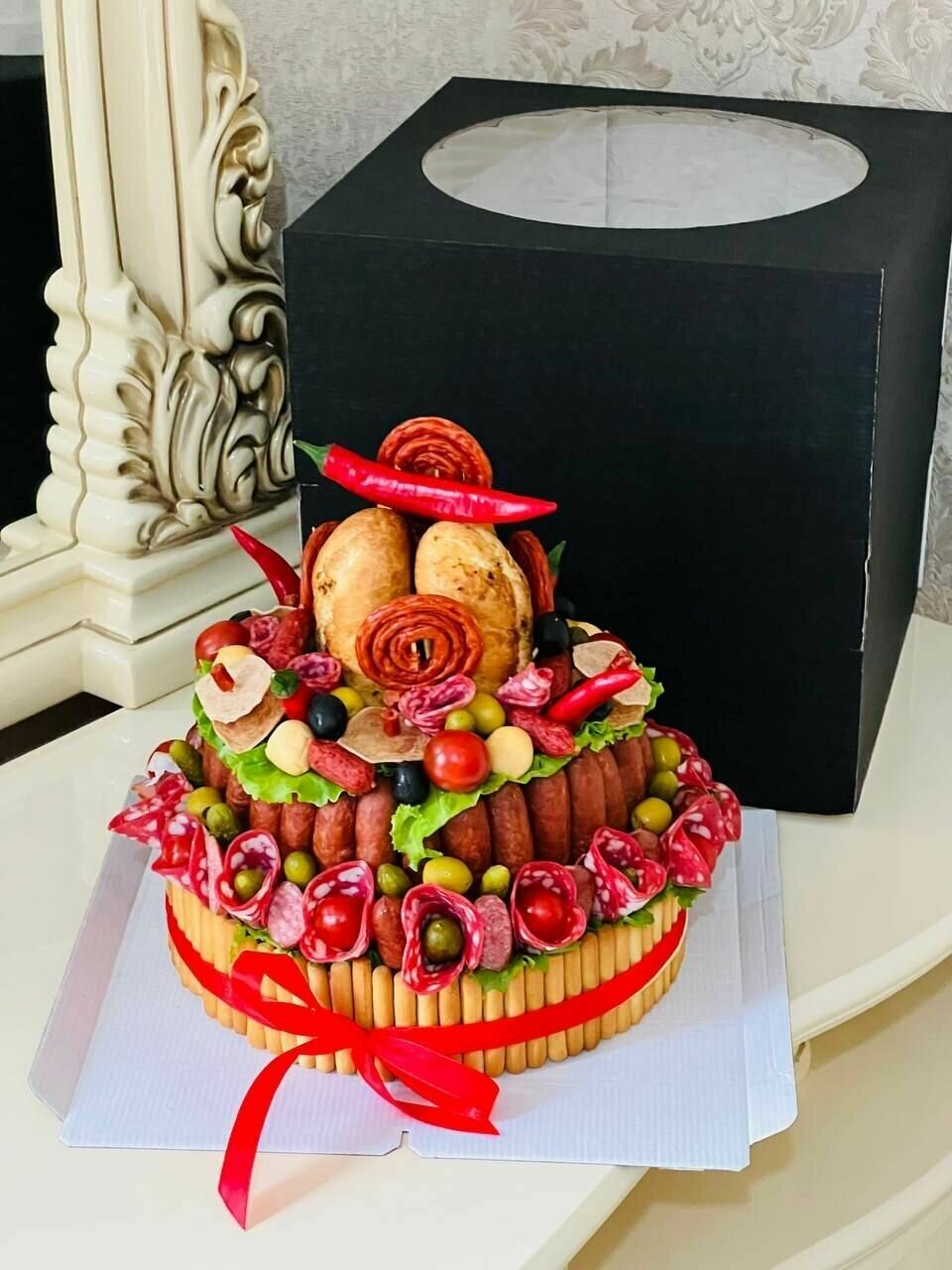 Большой торт из колбасы 3кг / Набор закусок / Подарочный набор колбас