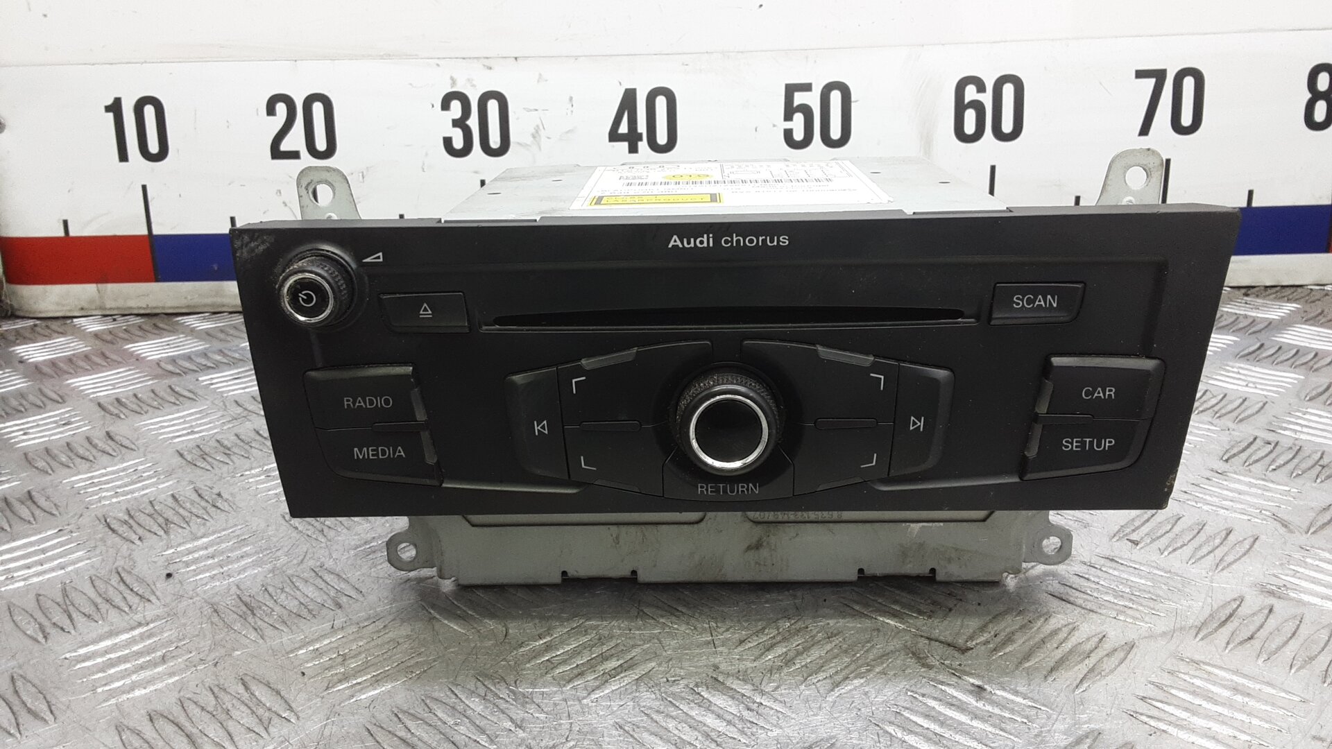 Магнитола AUDI A4 B8, Номер 8T2035152D