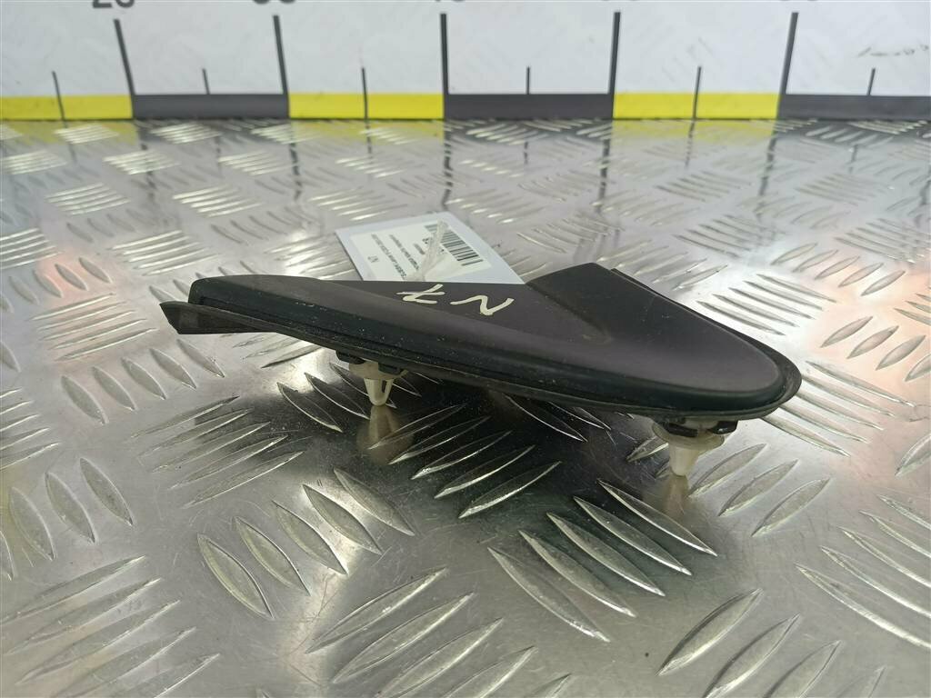 Накладка крыла переднего левая Б/У для MITSUBISHI LANCER IX рестайлинг (2005—2010) MR462051