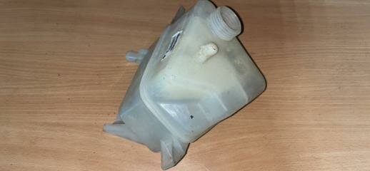 Бачок расширительный Lada Granta (б/у)