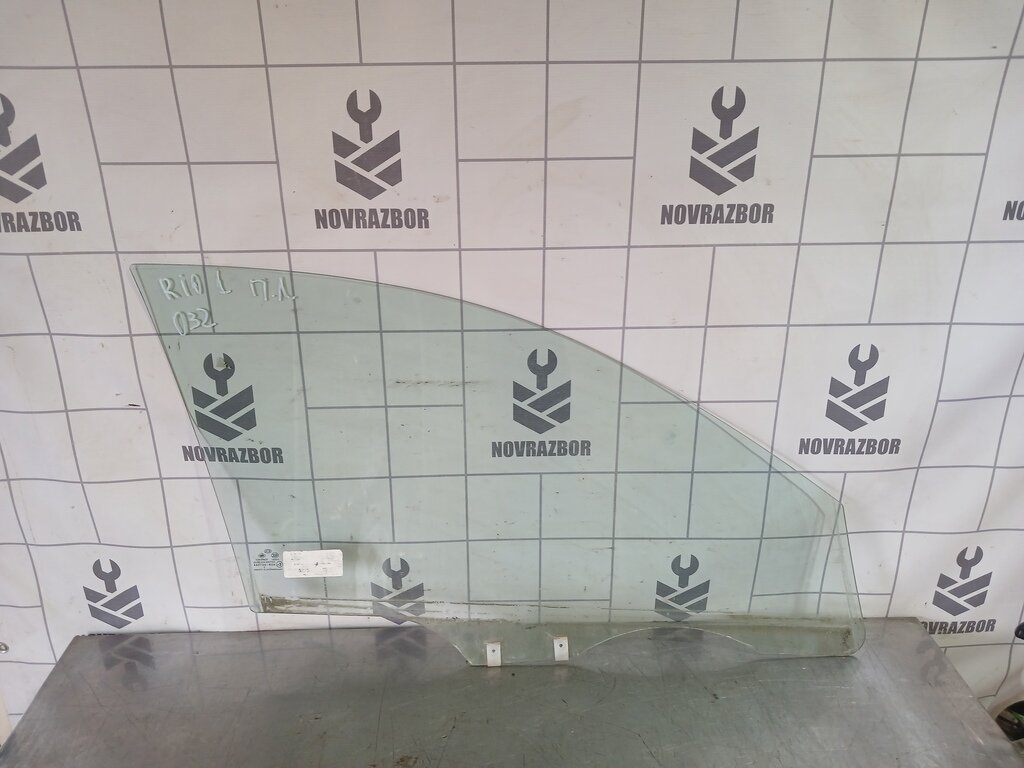 Стекло двери передней левой Kia RIO 1 2000-2004