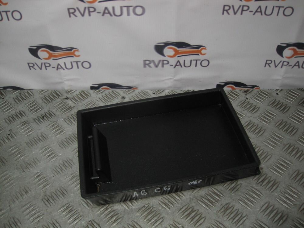 Вещевой отсек Audi A6 C6 2004—2008 4F0885944