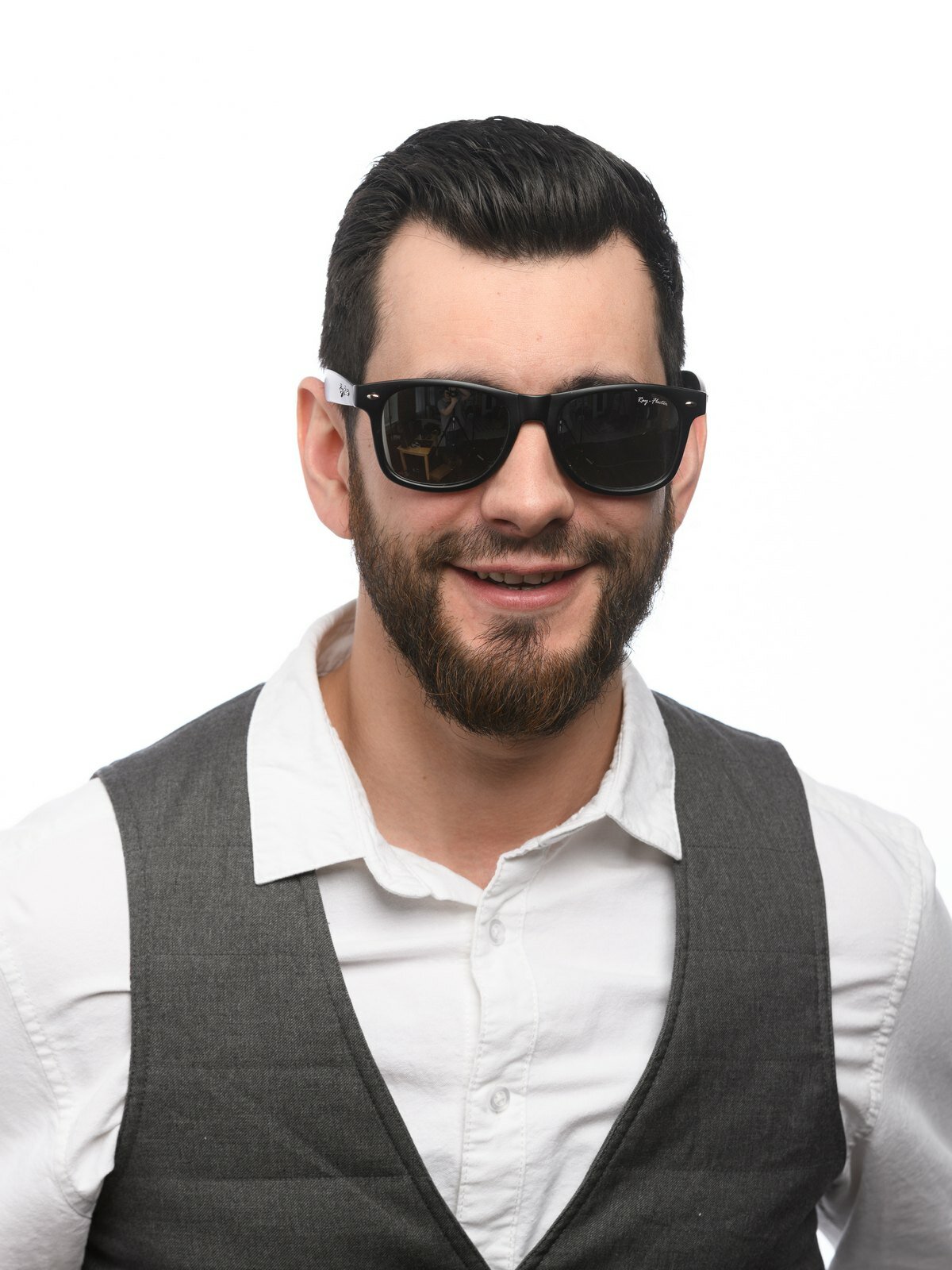 Солнцезащитные очки