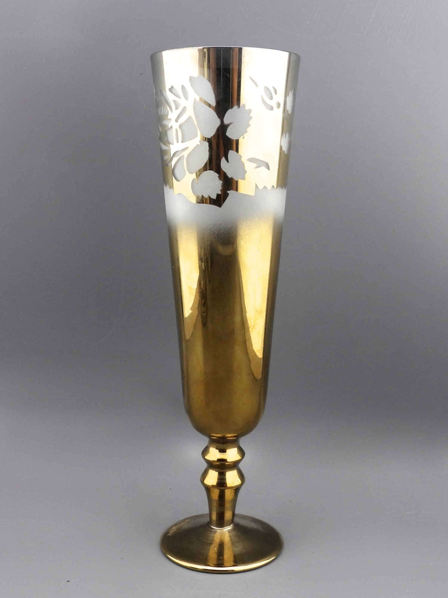 Бокал для шампанского 21,5 см с золотым напылением и трафаретным рисунком СССР 1970-е гг