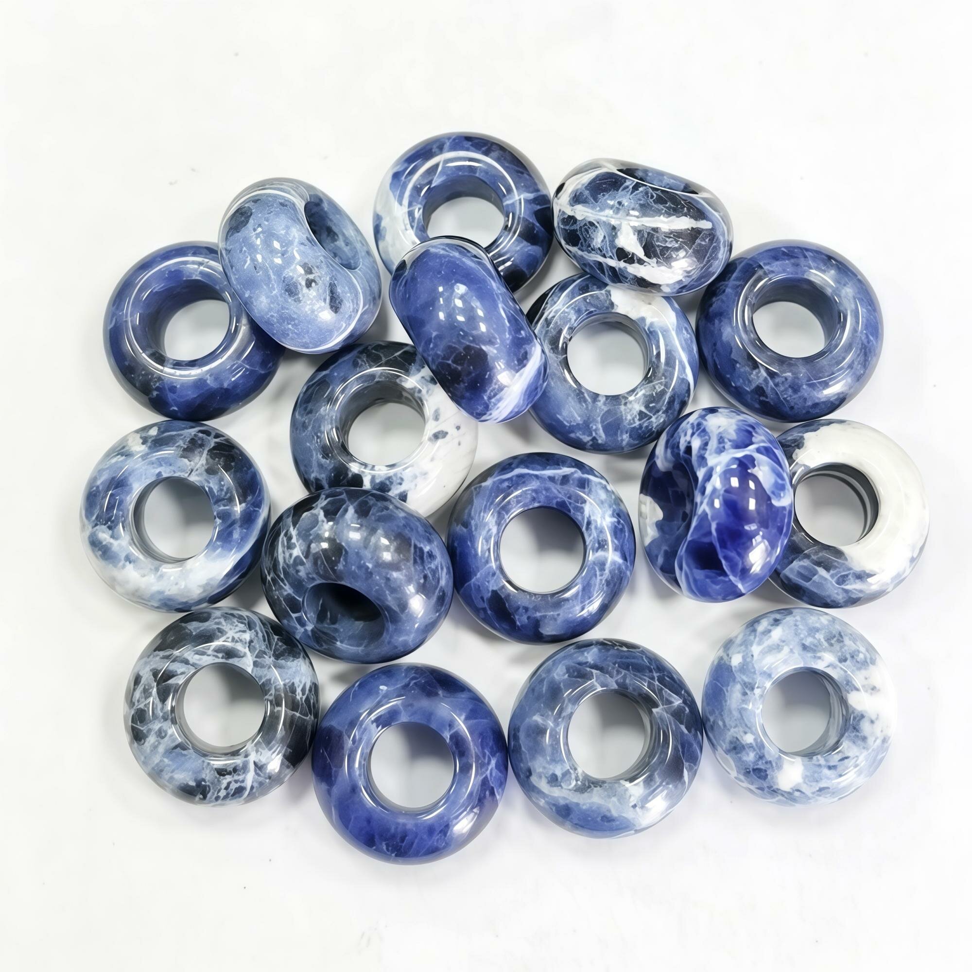 Бусина каменная, содалит, 14х8мм, рондель, с большим отверстием, 1 шт.