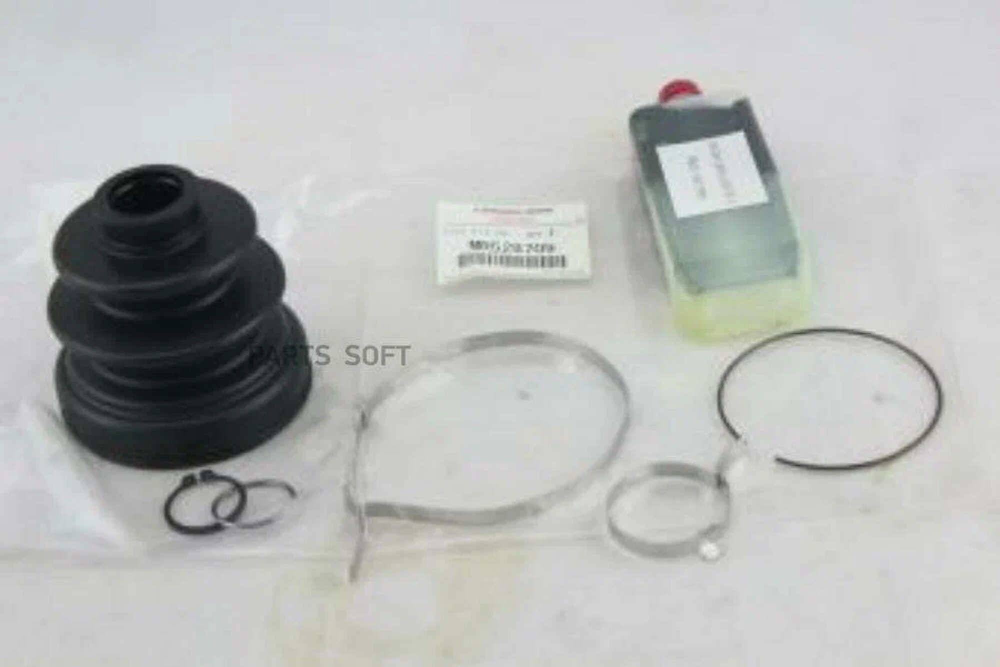 Пыльник шруса Mitsubishi MR528709
