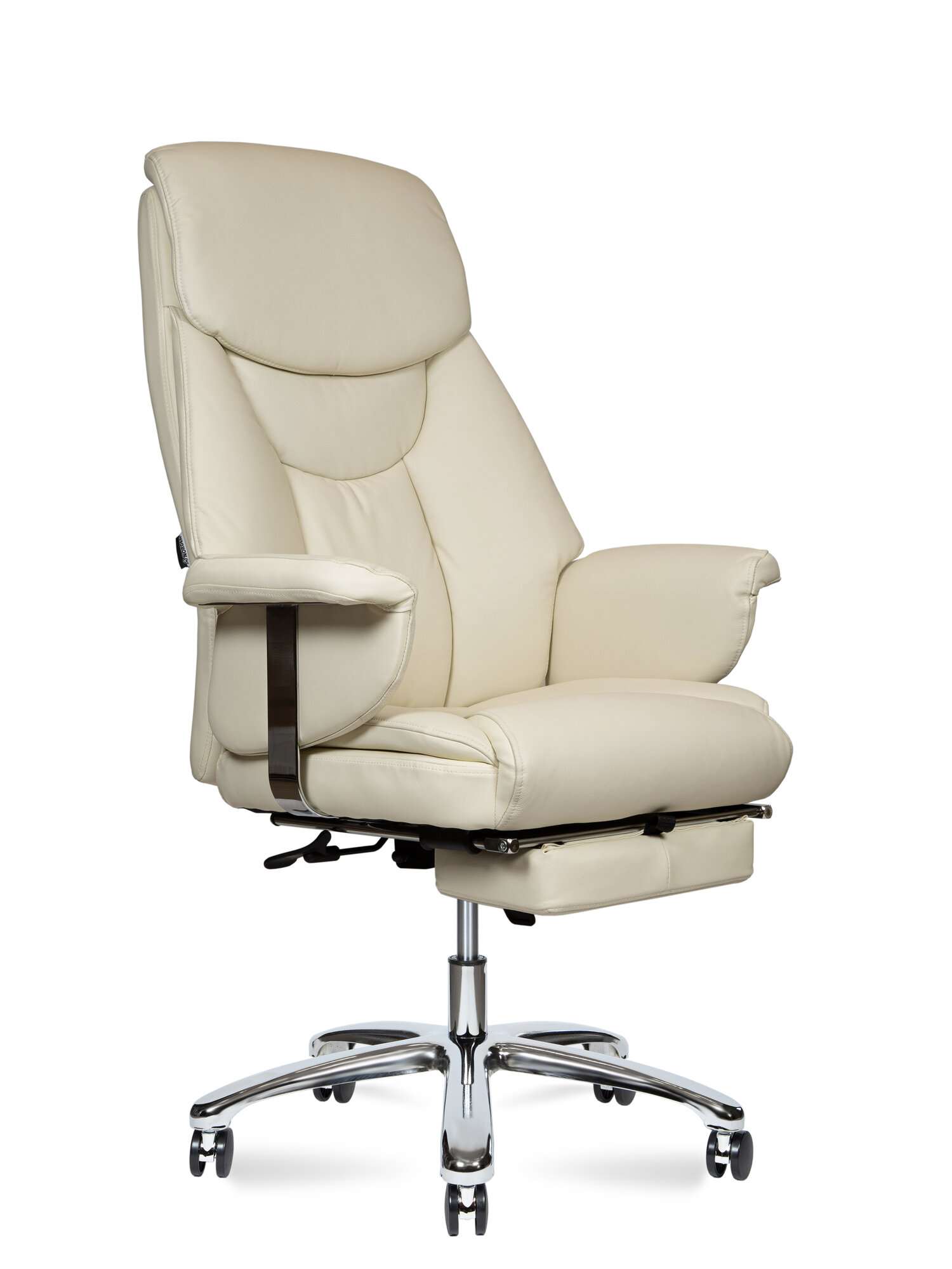 Кресло офисное NORDEN Парламент ivory сталь + хром/слоновая кость экокожа