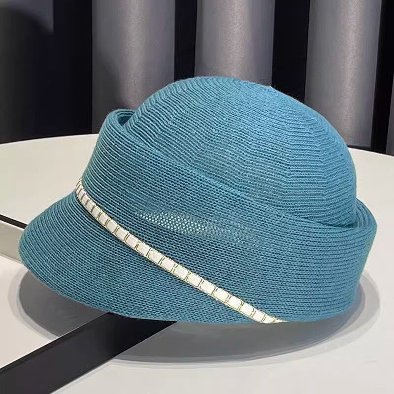 Простая женская шляпа в британском стиле, новинка 2025 года, весенняя дышащая элегантная конная шляпа, уменьшающая возраст, универсальная фуражка интернет-знаменитостей