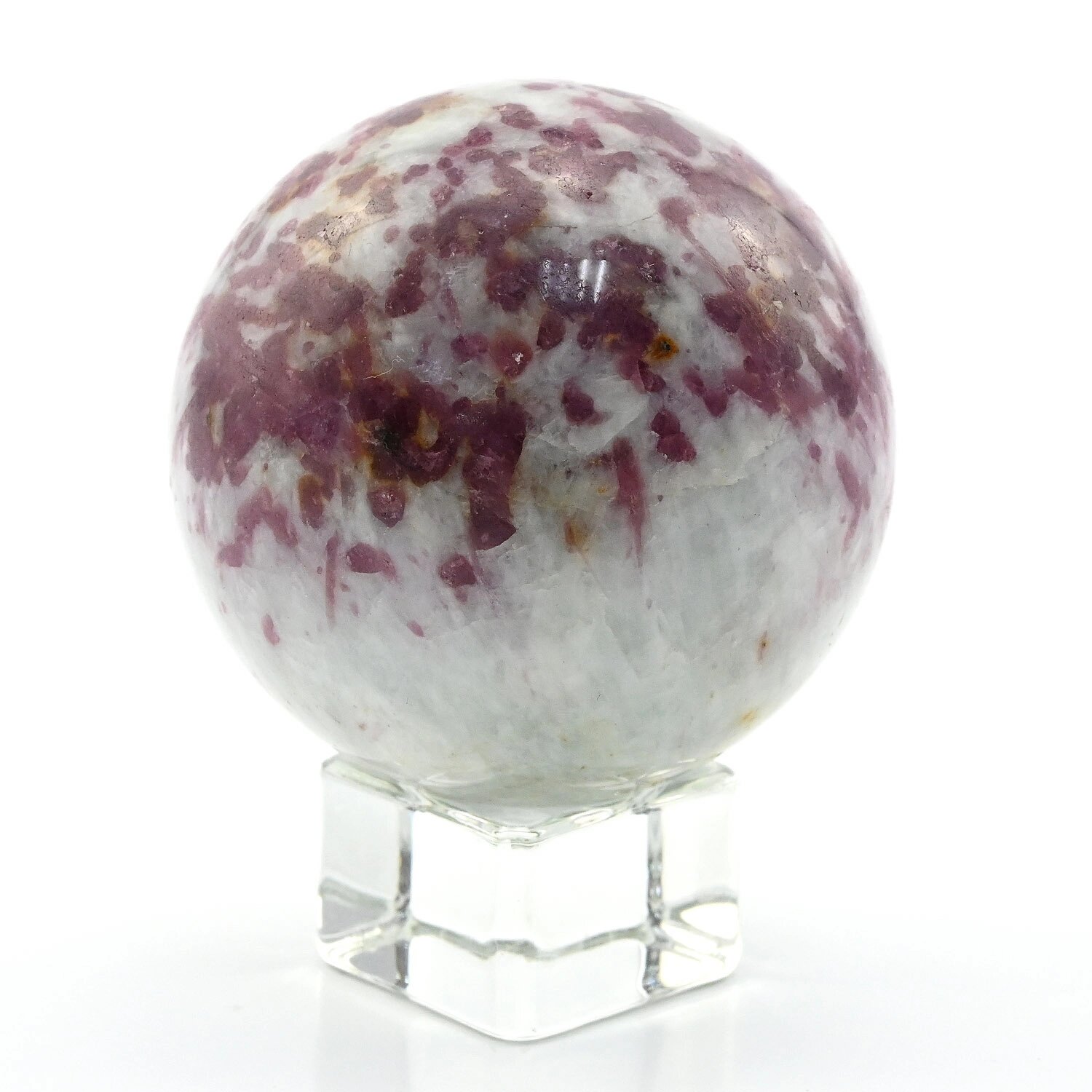 Коллекционный шар из турмалина с кварцем (рубеллит), диаметр 55мм. .