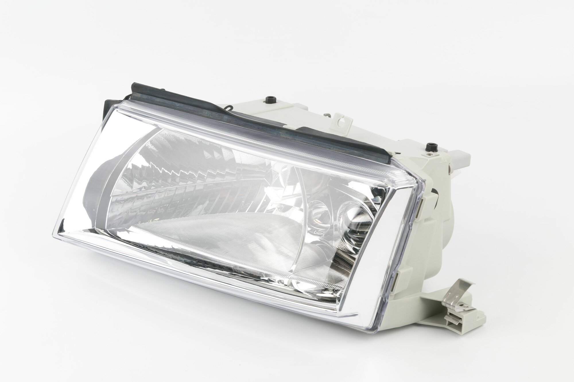 Фара левая для Шкода Октавия 2001-2004, oem 1U1941015D, 1U1941015P арт 6651106LLDBMF — фото 1
