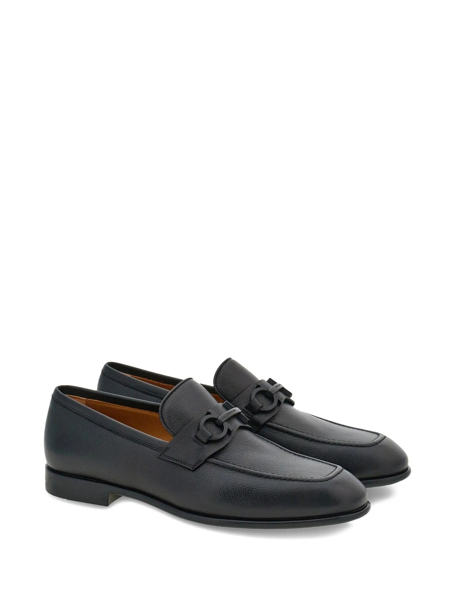 Лоферы Salvatore Ferragamo Almond-toe loafers, размер 8.5, черный — фото 1
