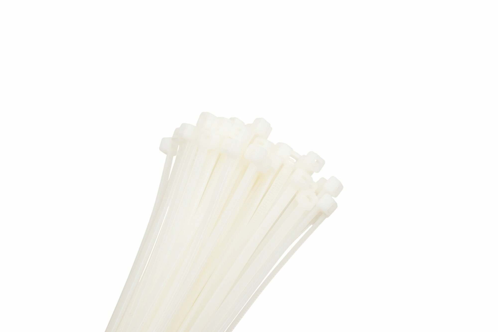 Нейлоновая стяжка хомут ExeGate CV66-250x3.6W нейлон 6.6, 250x3.6 мм, неоткрывающаяся, halogen free, -40.+85C, белая, 100 шт. 253854