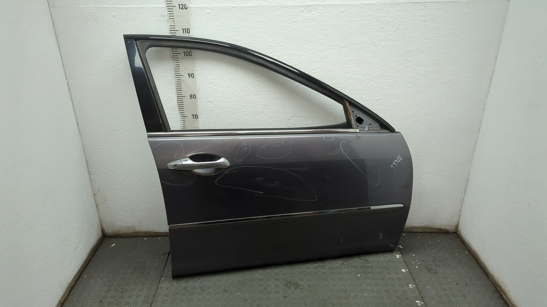 Дверь боковая (легковая) правая передняя Honda Legend Б/У