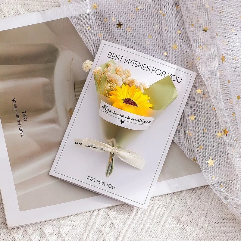 Открытка из сухоцветов