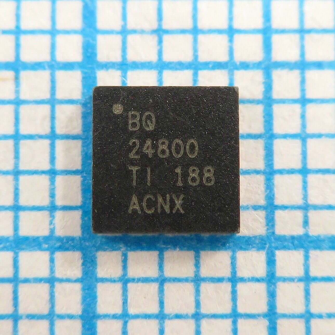 BQ24800RUYR 24800 - Контроллер заряда батареи, с режимами повышения пиковой мощности