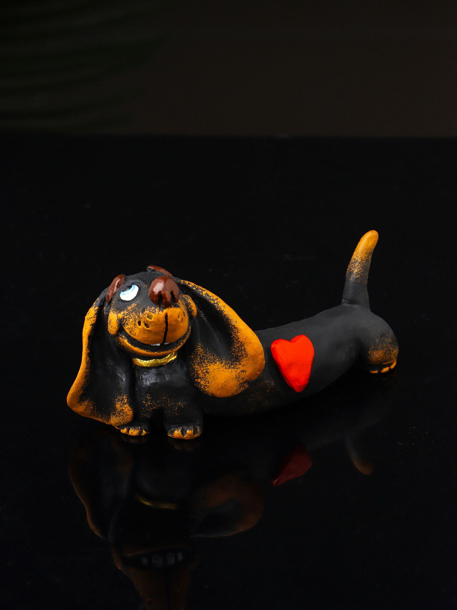 Фигурка полистоун "Такса счастливая", 4.5x9x4.3 см, тематика праздника: 14 февраля