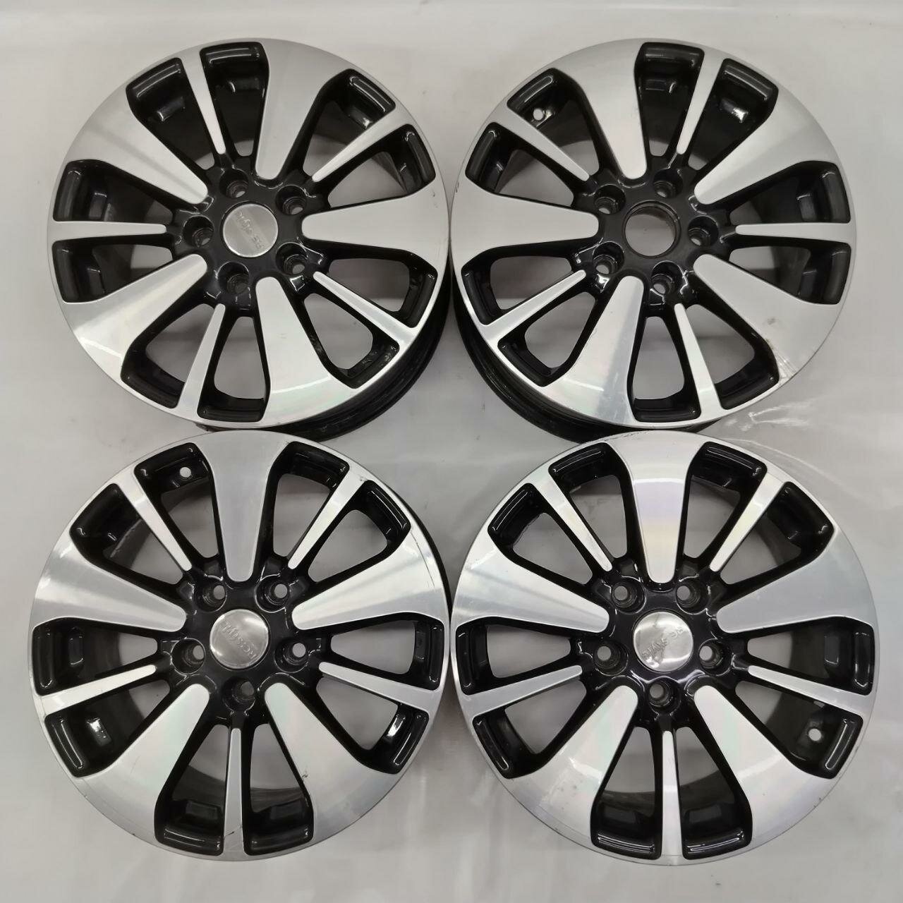 Колесные диски ReStyle 16x6.5 PCD 5x114.3 D67.1 ET45 (Реплика)