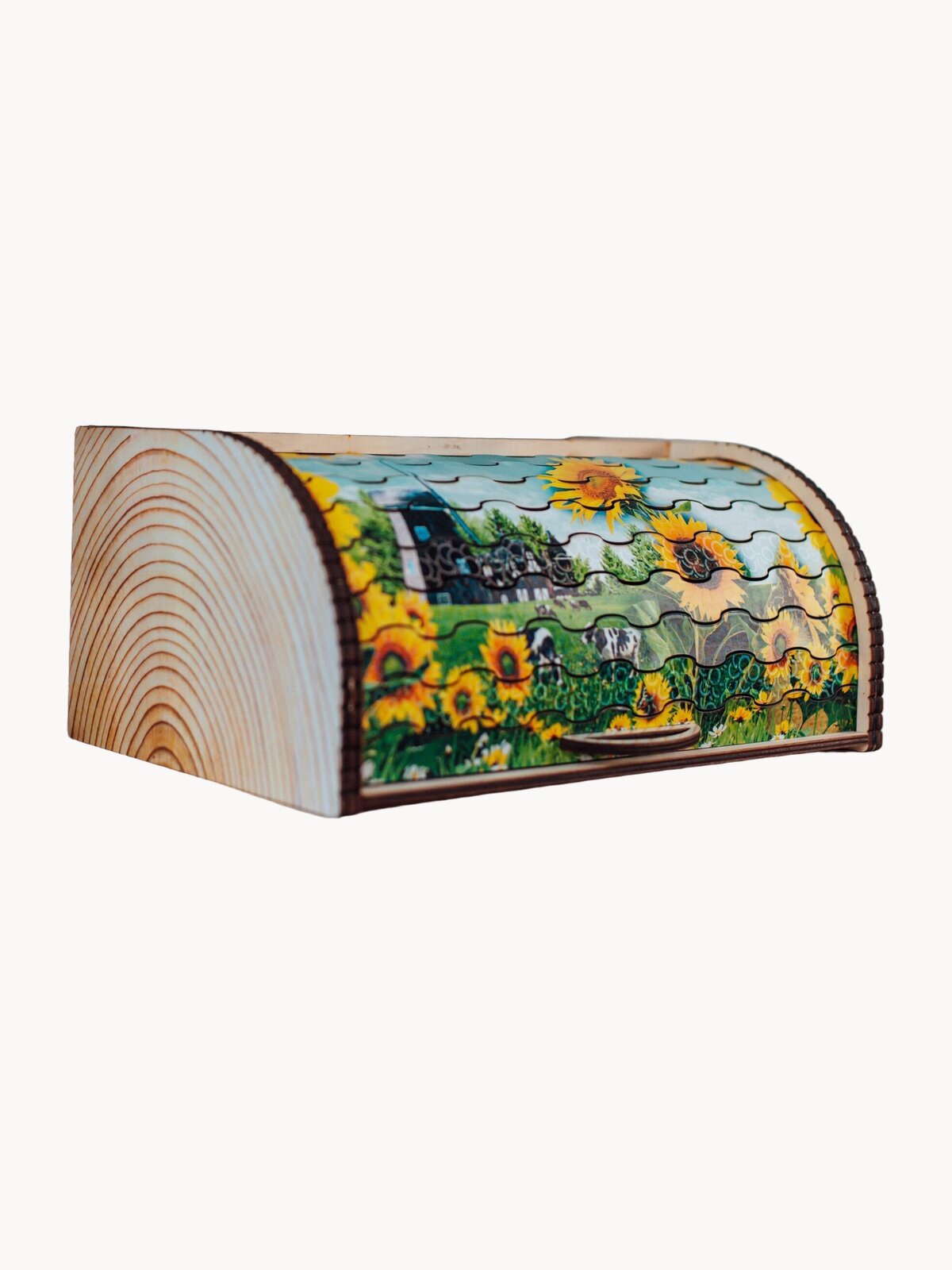Хлебница "Пейзаж с подсолнухами" с подносом из березы