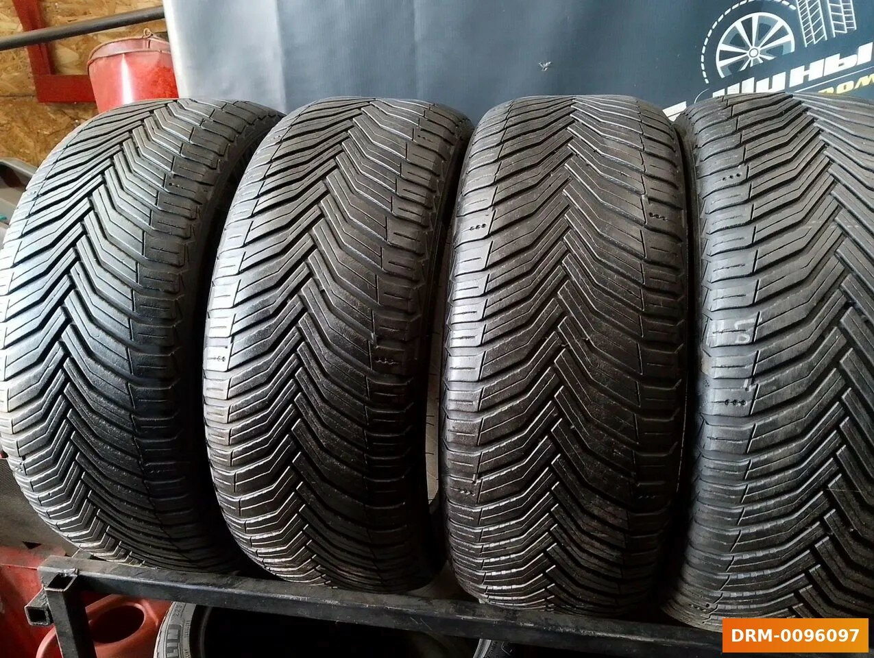Комплект (4 шт) летних БУ шин Michelin CrossClimate 2 225/45 R17 25% износ 8326139046