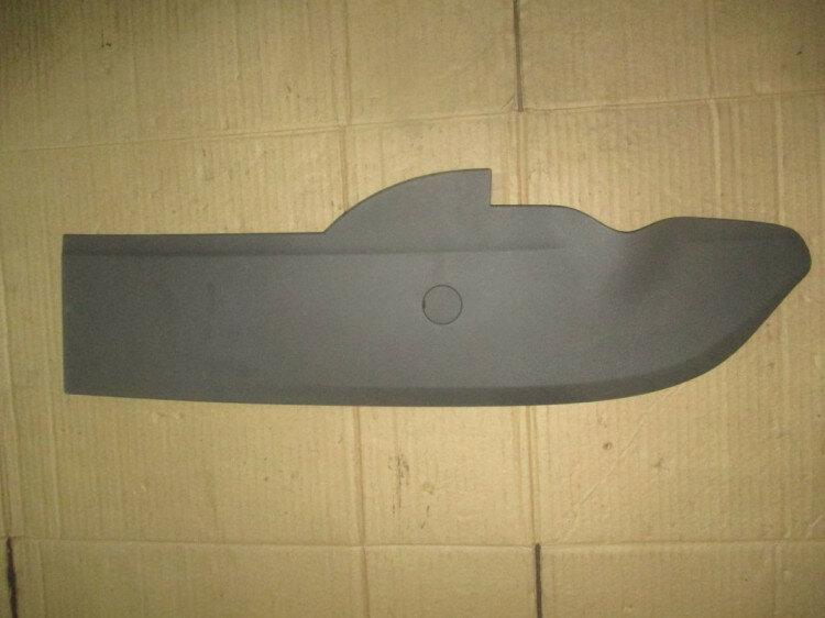 Накладка консоли Форд Фокус 2 правая 4M51A046B26BEW VP4M5X-A046B26BAW C88RA-03010 подлокотника