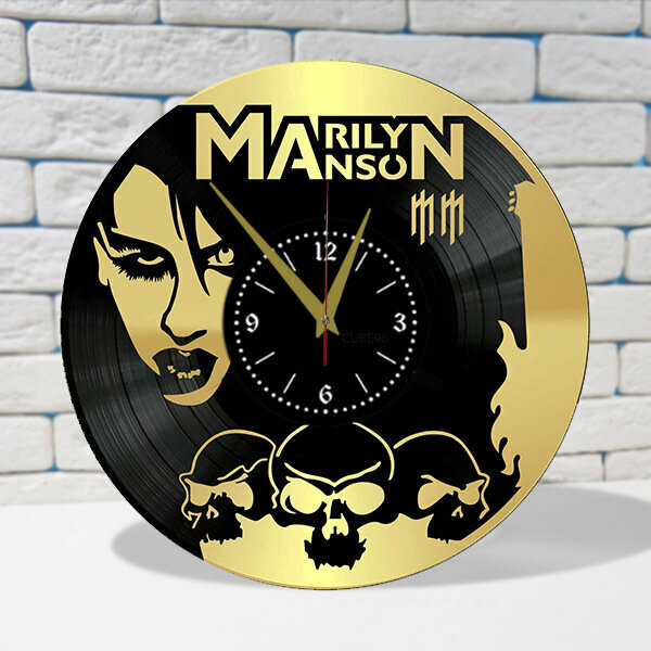 Часы из виниловой пластинки Marlin Manson золотая подложка