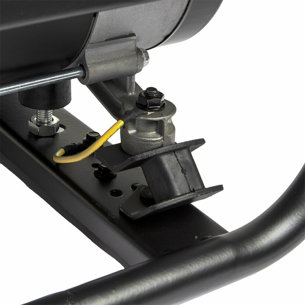 Бензиновый генератор DDE G350P (792-568), 3500 Вт, 1.5 л/ч, IP 23, бака 15 л, воздушное охлаждение, красный — фото 1