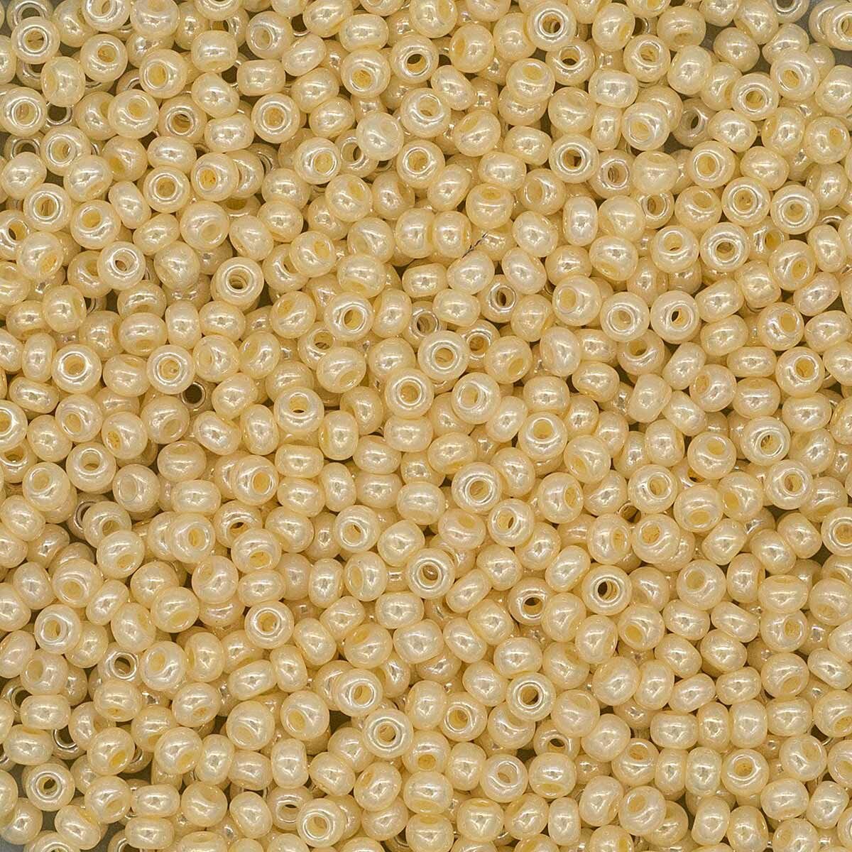 (47113) 331-19001-10/0 Бисер жемчужный 10/0, круг. отв, 20гр Preciosa