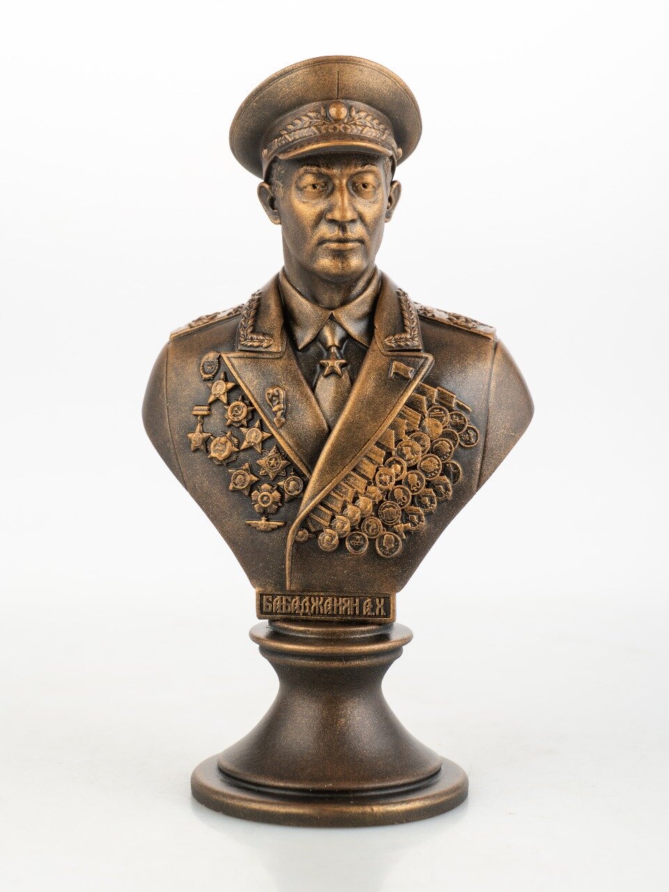 Бюст Маршал Бабаджанян А. Х, 15см, литьевой мрамор, цвет состаренная бронза