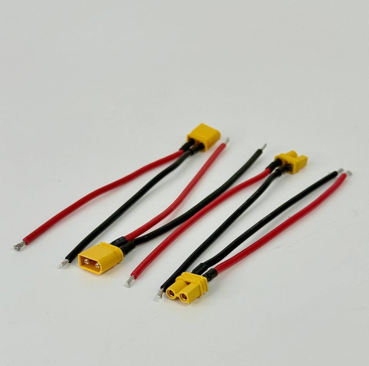 Силовой разъём XT30U M+F (папа+мама) с проводом 18 AWG (10см) - 5 пар