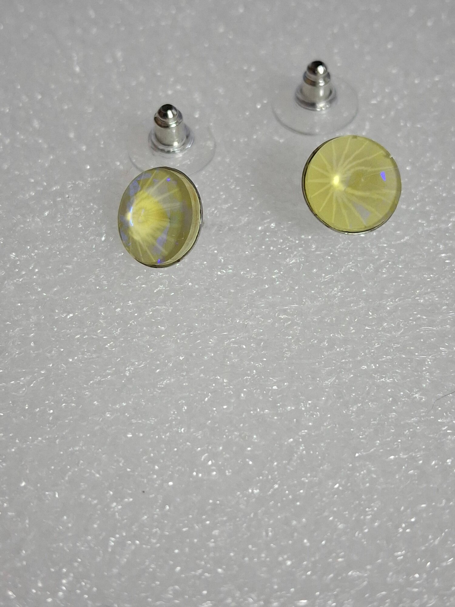 Серьги пусеты, кристаллы Swarovski