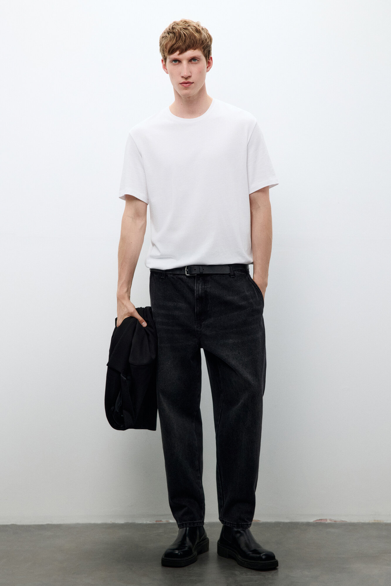 Джинсы зауженные Man Basic 