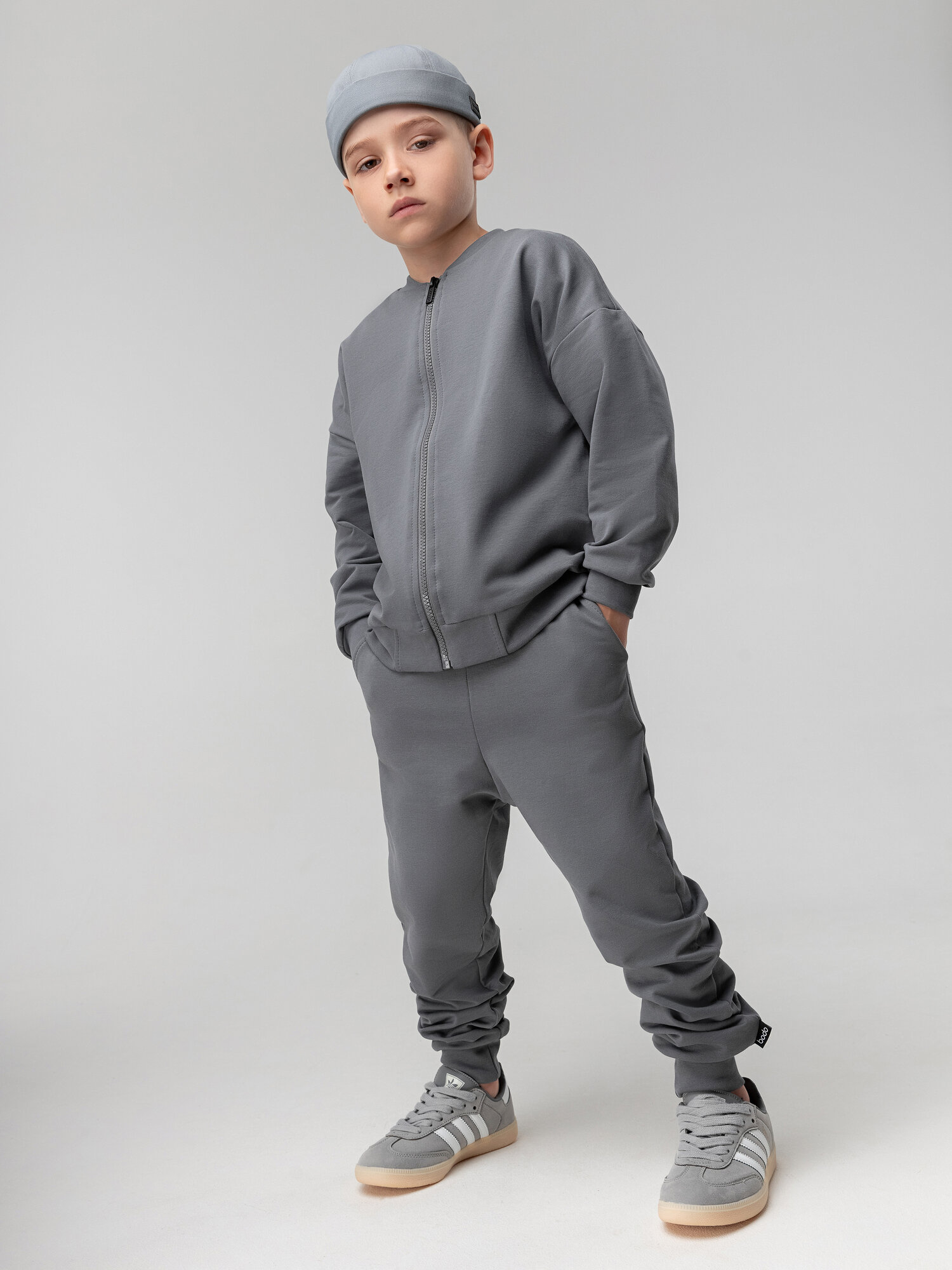 Костюм спортивный