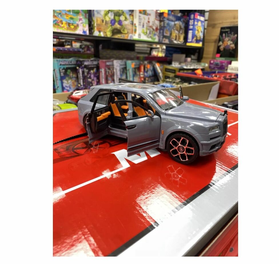 Машинка роллс ройс куллинан