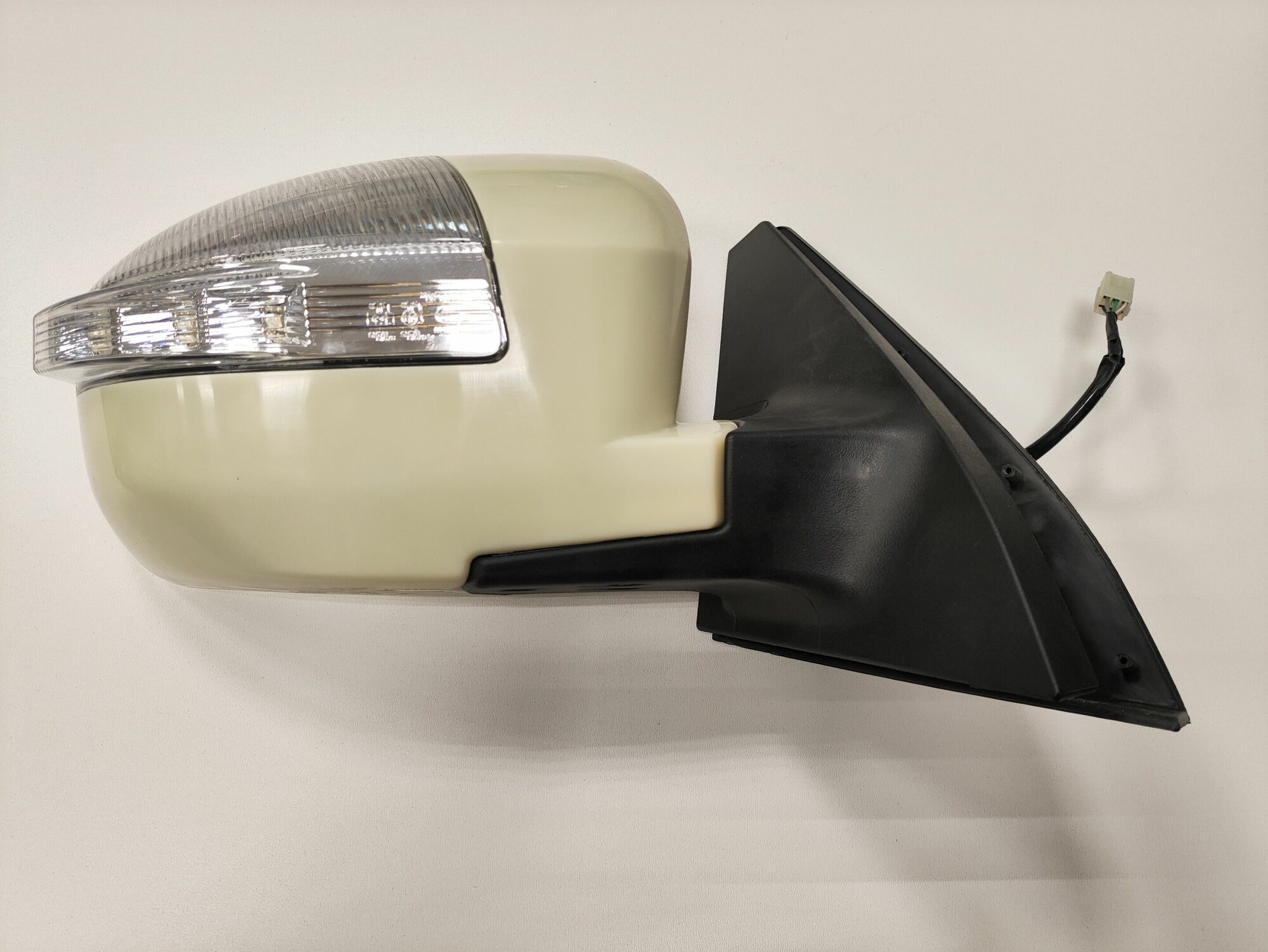 Зеркало заднего вида правое (с обогревом) Lifan X60 [1.8 16V 5MT внедорожник] S8202200C1