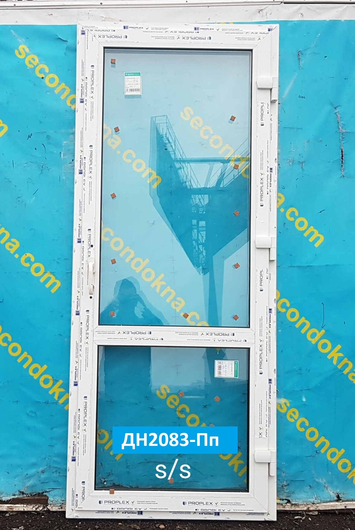 Дверь пластиковая входная (новая) 2000(в)х830(ш)