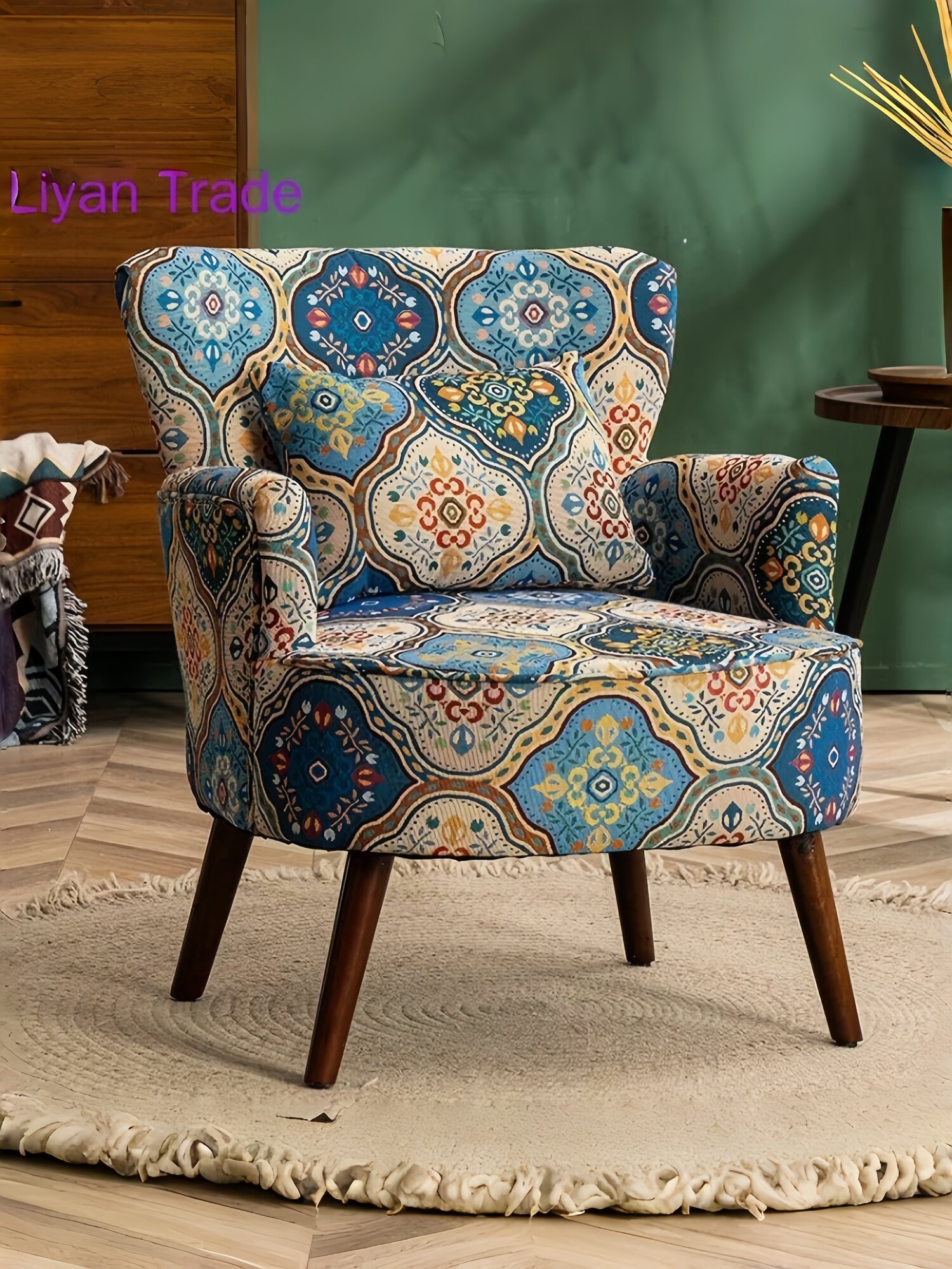 Кресло, обивка из искусственной замши, подлокотники мягкие, максимальная нагрузка 200 кг