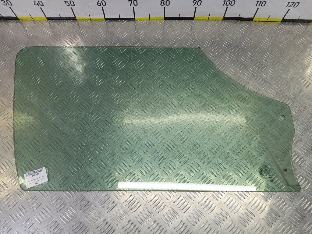 Стекло двери передней левое Б/У для FORD Transit VIII (2013—2025) 1821928