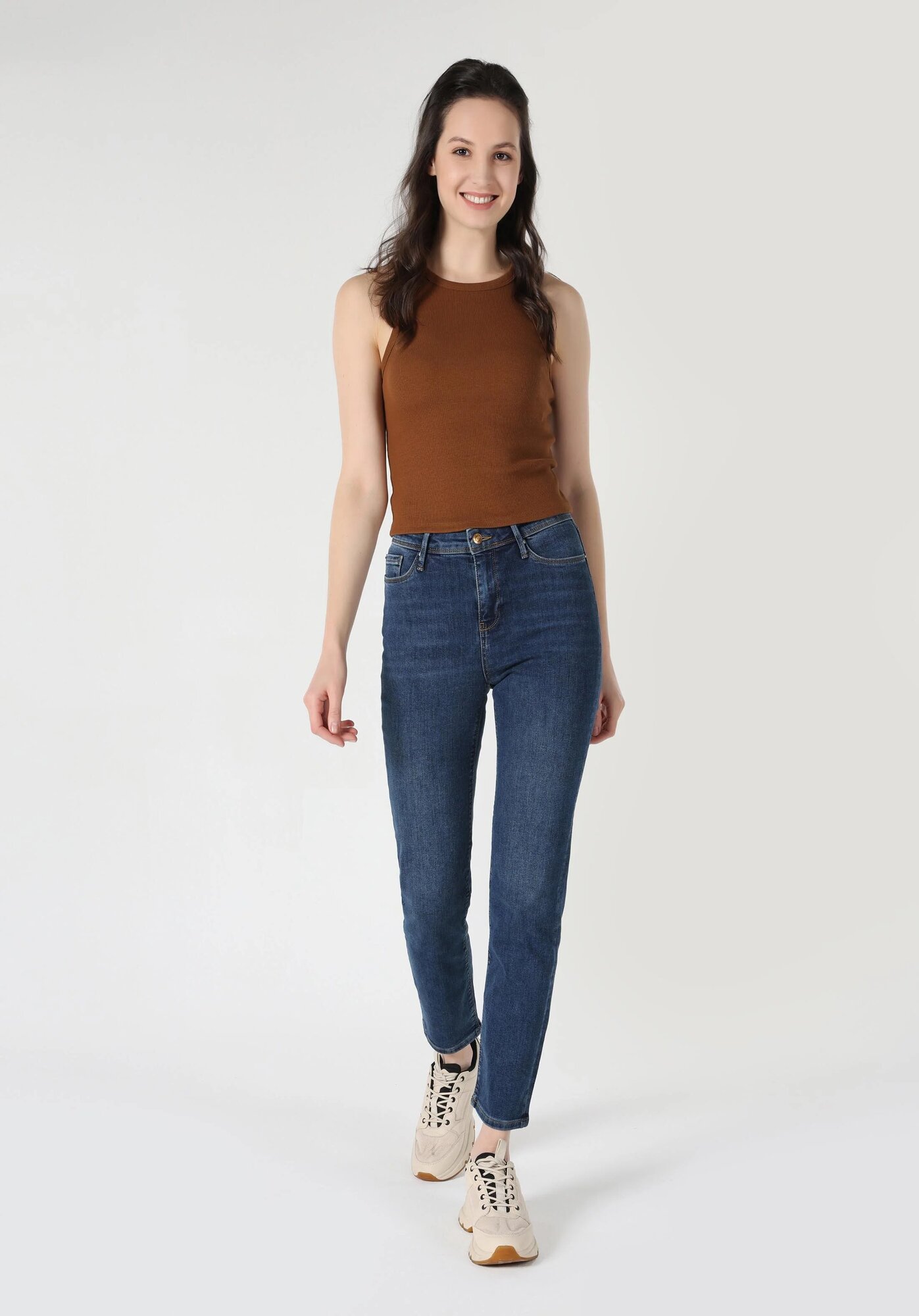 Джинсы зауженные 703 CARLA Slim Fit 