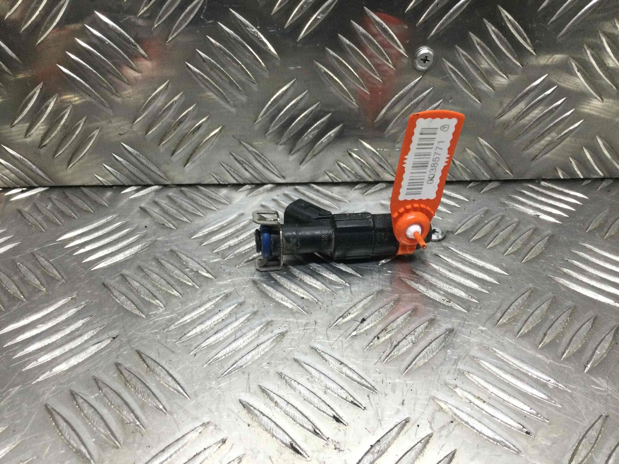 Б/У Форсунка Ford Focus 2 поколение (2005-2008) 2010 г.