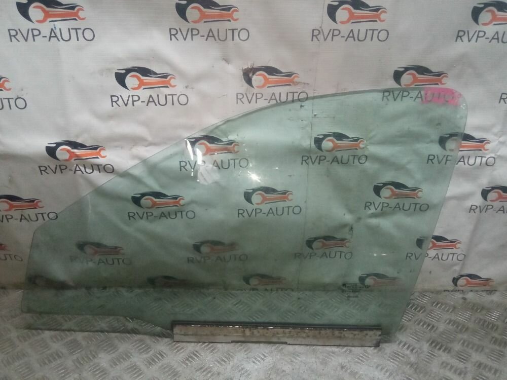 Стекло двери переднее левое Opel Corsa B 1993—00 Opel