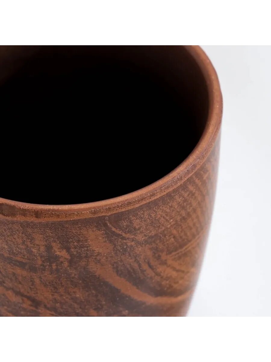 Элегантный глиняный стакан для напитков